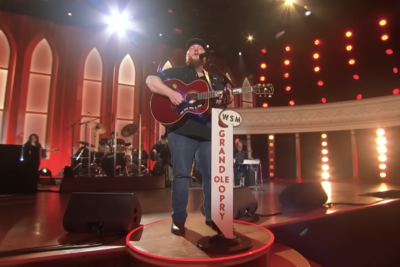 Metal singer Dan Vasc Performs “Amazing Grace” | Music Alley